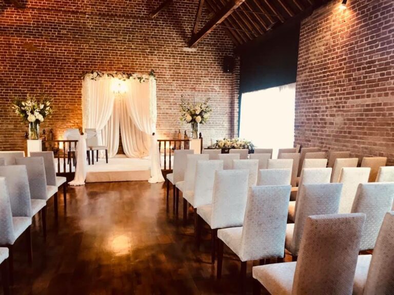 Cooling Castle Barn, Kent | Wedding Venues in Kent