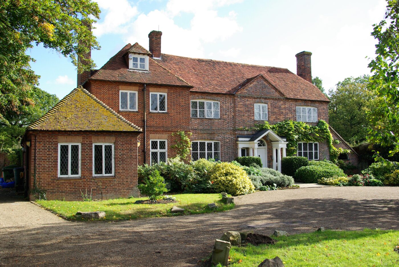 Cooling Castle Barn, Kent | Wedding Venues in Kent